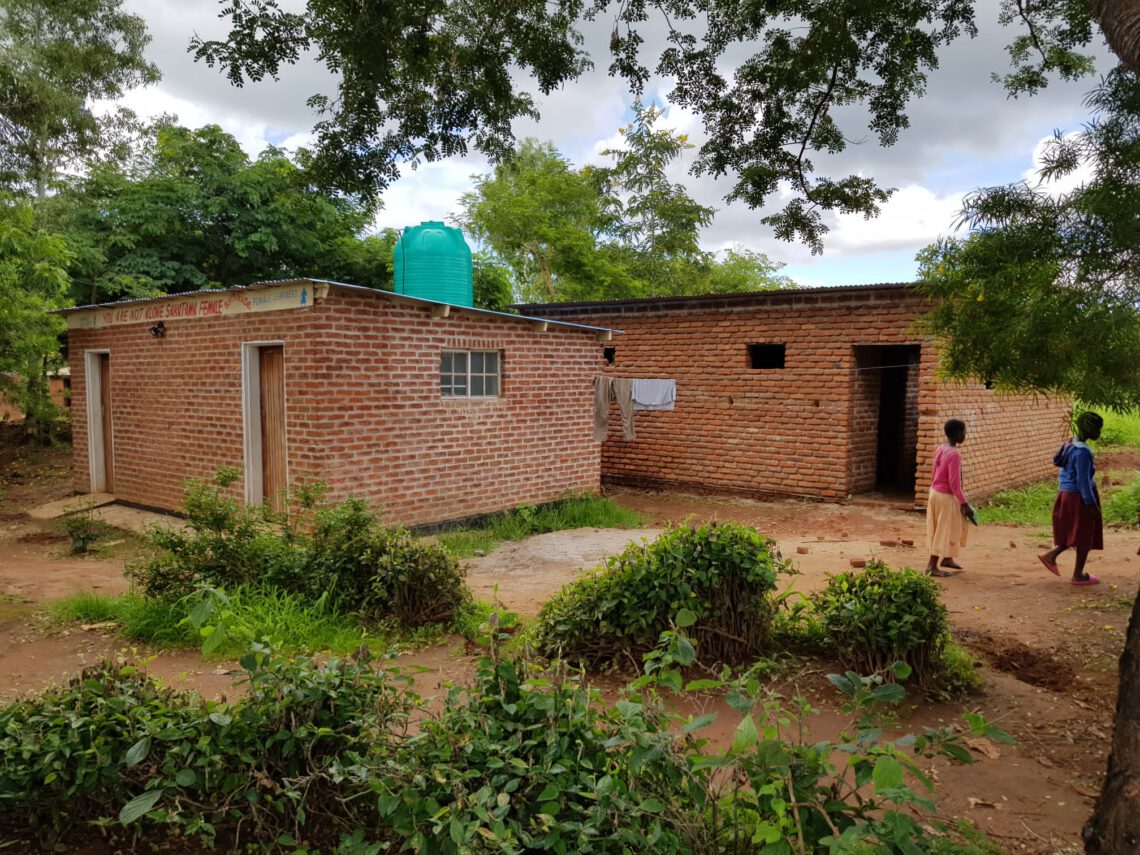 Update: „Clean toilets for Sakatama Primary School“ – You Are Not Alone ...